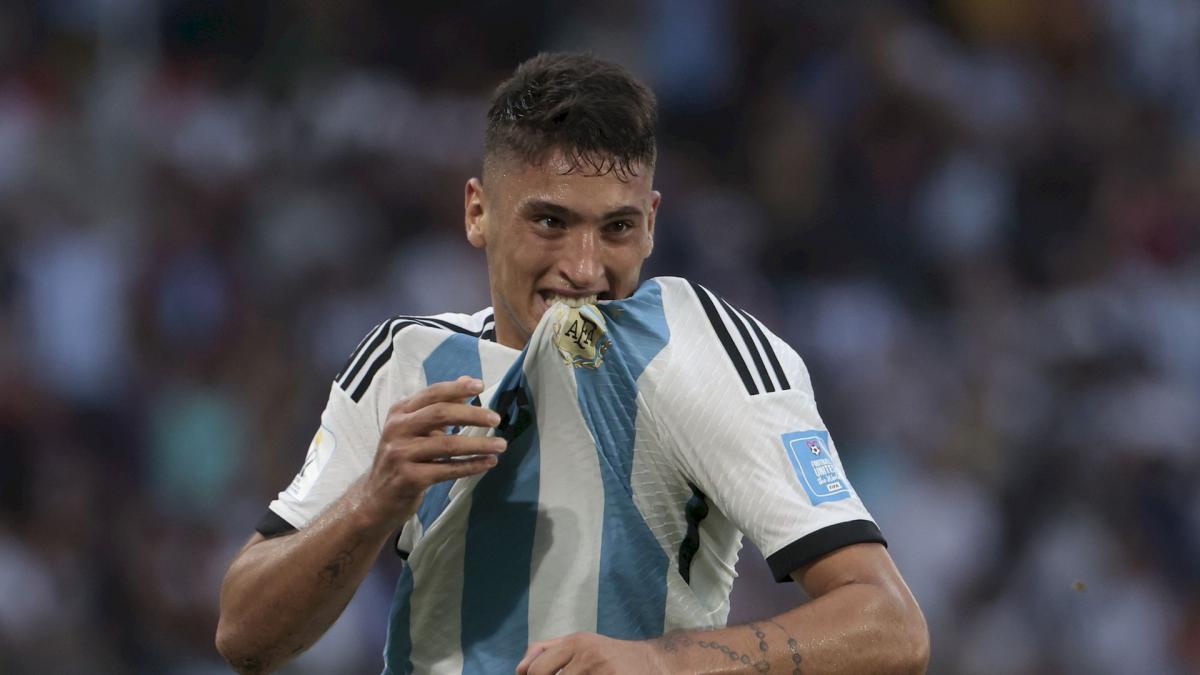 Séville se fait prêter l’espoir argentin Alejo Véliz