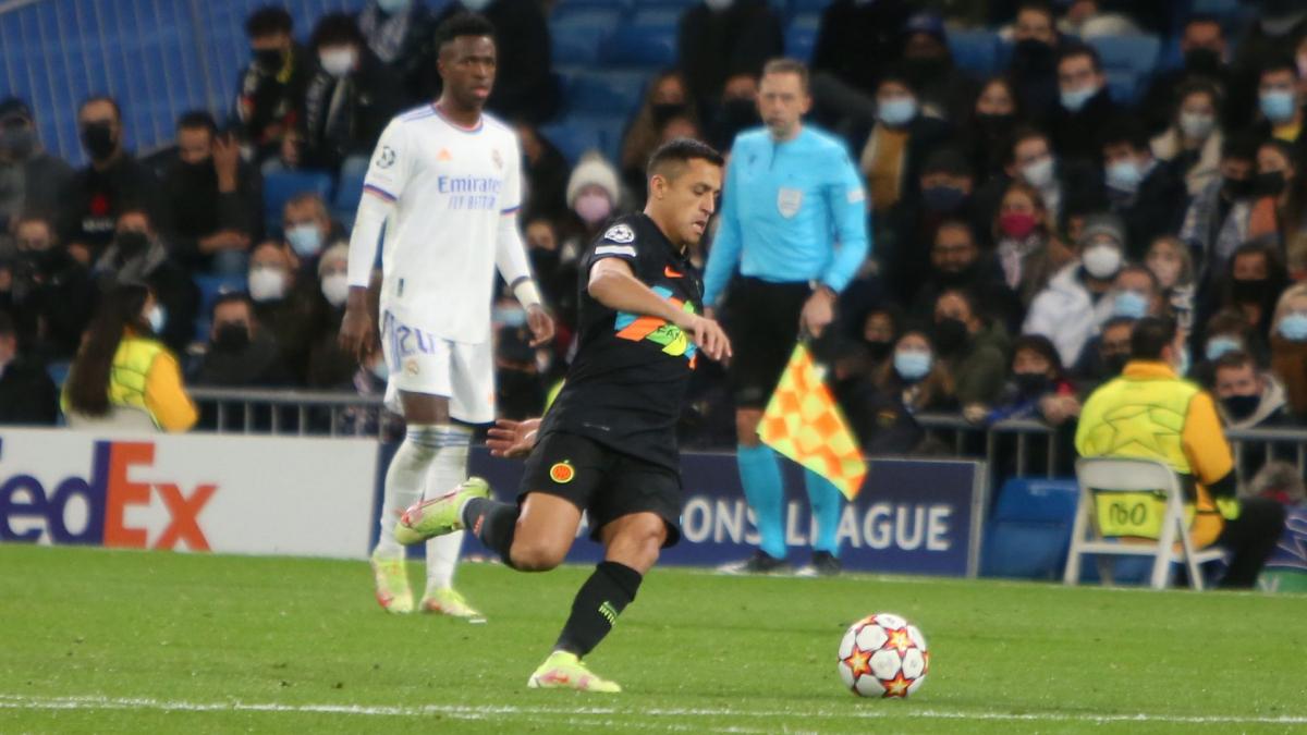 Alexis Sánchez Débarque à Lom
