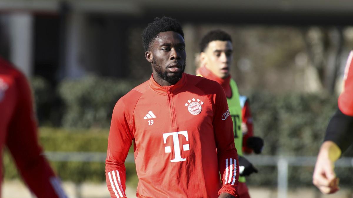 Bayern Munich : Alphonso Davies entretient le flou sur son avenir