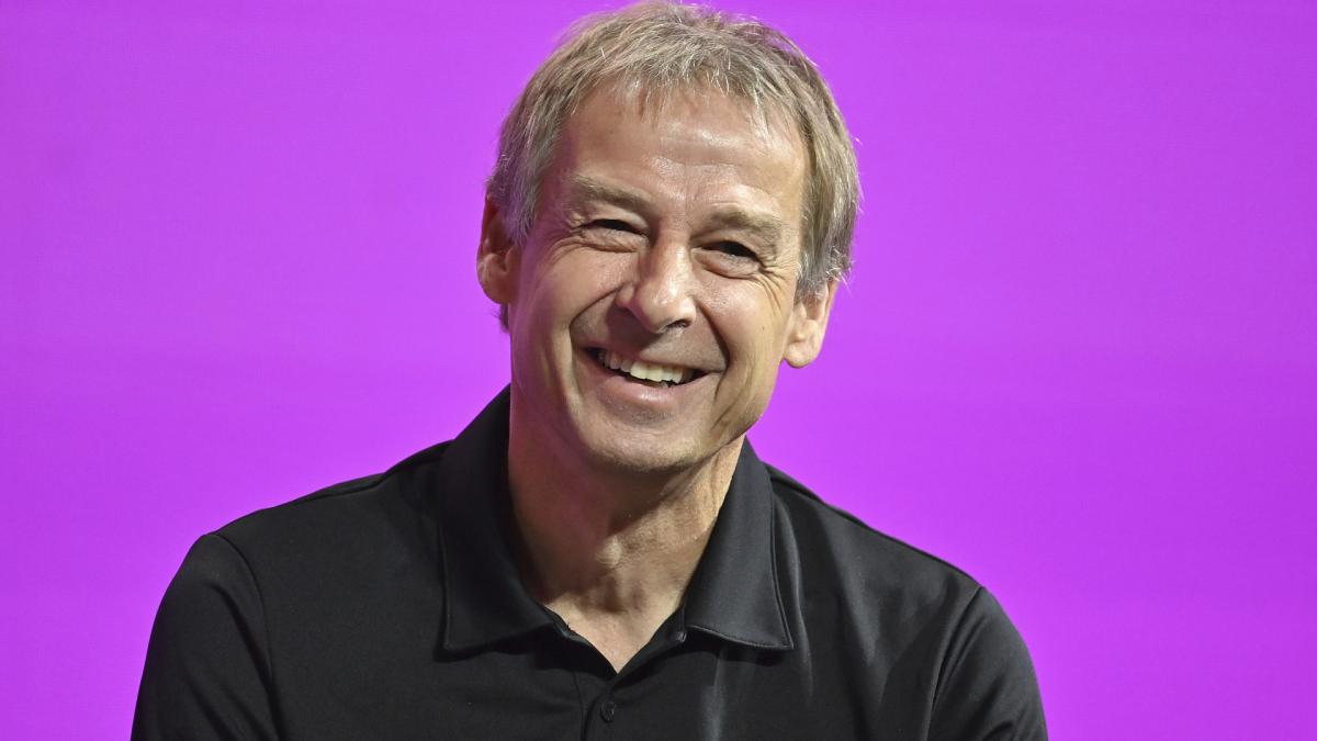 Jürgen Klinsmann nommé sélectionneur de la Corée du Sud Jürgen Klinsmann nommé sélectionneur de la Corée du Sud