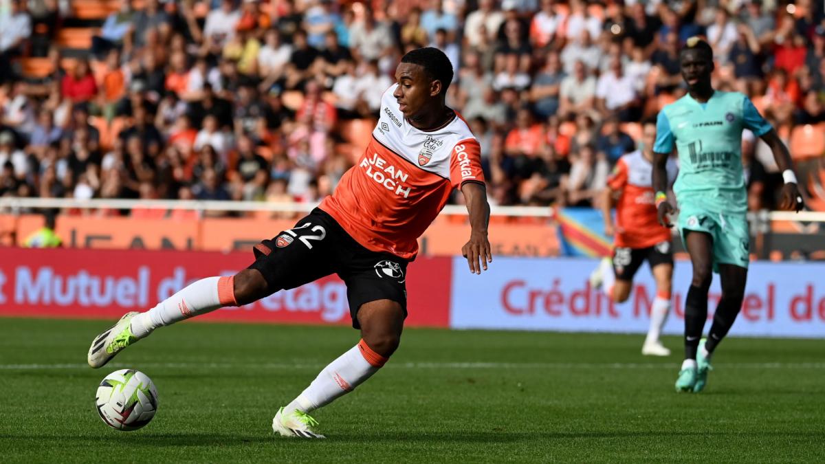 Ligue 2 : le FC Lorient s’offre Grenoble dans un match mouvementé