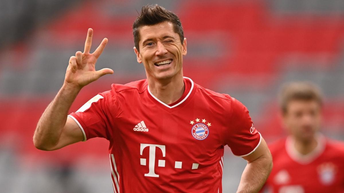 FIFA The Best 2020 Robert Lewandowski Sacr Meilleur Joueur FIFA The Best 2020 Robert Lewandowski Sacr Meilleur Joueur
