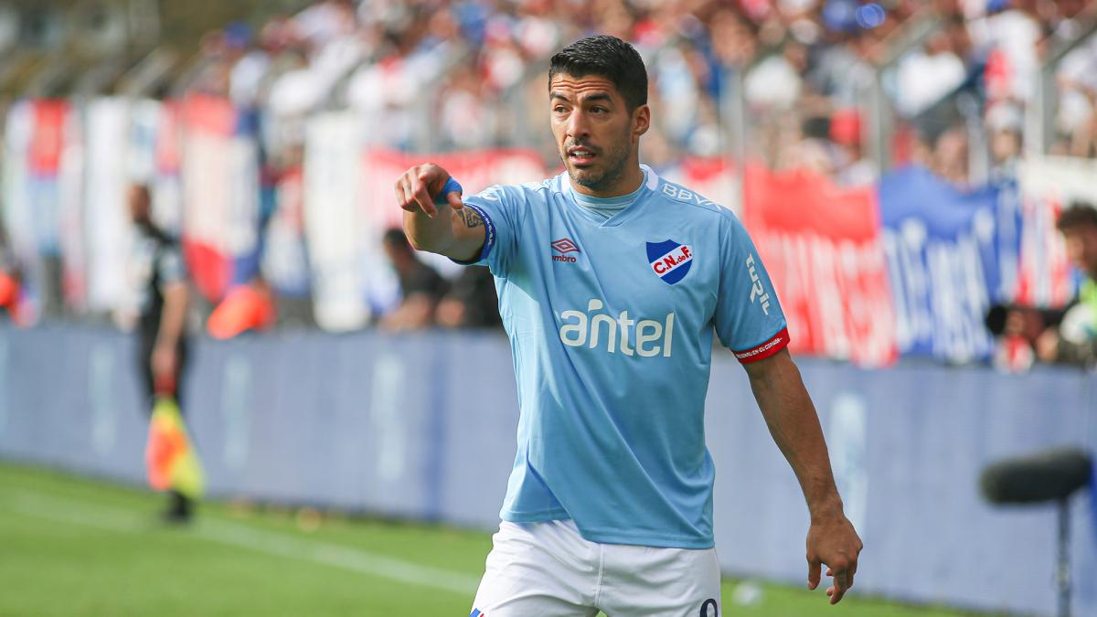 Luis Suarez remporte déjà un titre avec le Nacional