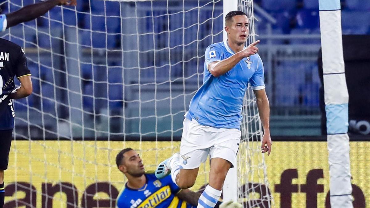 Le PSG prépare une première offre pour Adam Marusic