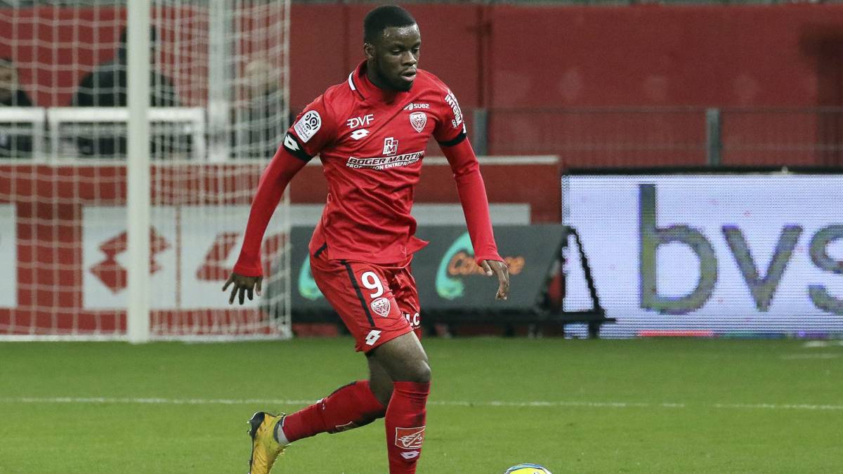 Montpellier : les premiers mots de Stephy Mavididi