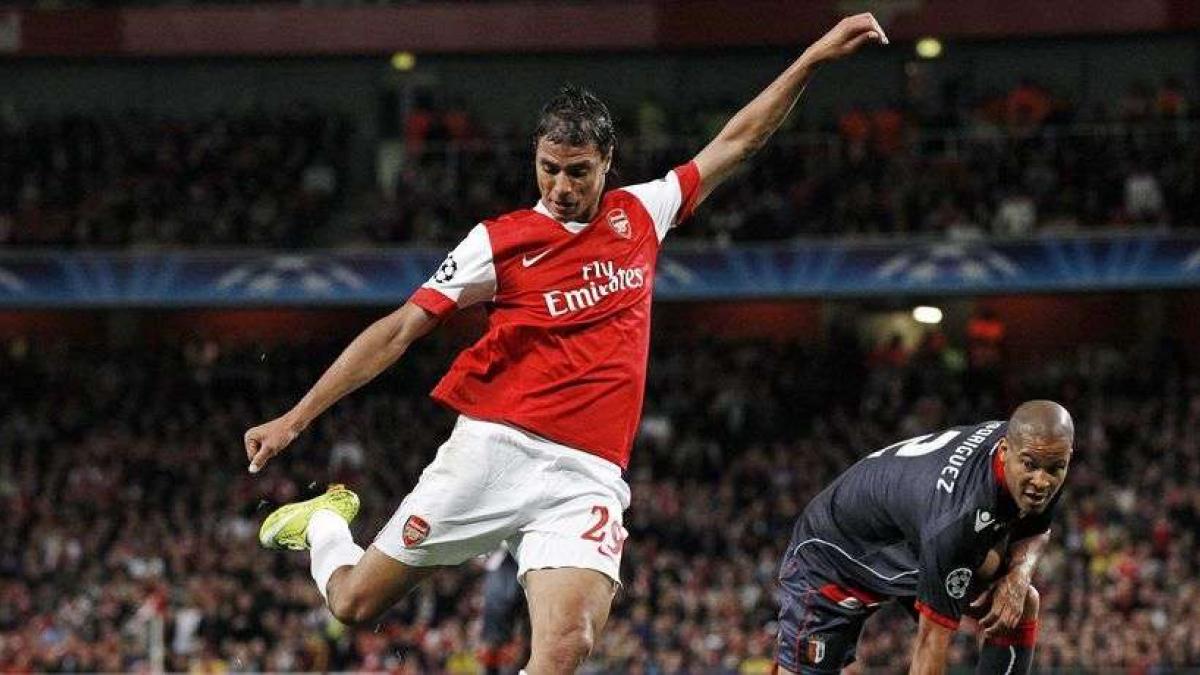 Chamakh s’enflamme et rêve de devenir le Drogba d’Arsenal