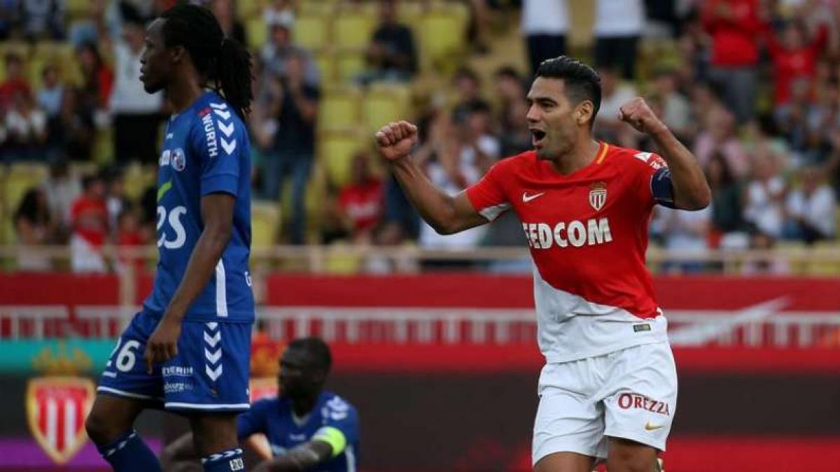 AS Monaco : tout le monde se lève pour Falcao