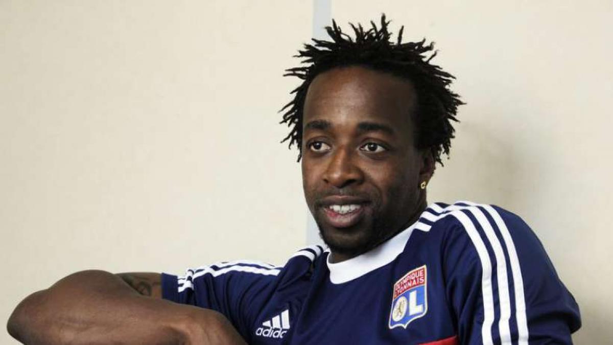 Info FM : Sidney Govou ouvre la porte à un retour en Ligue 1 ou en ...