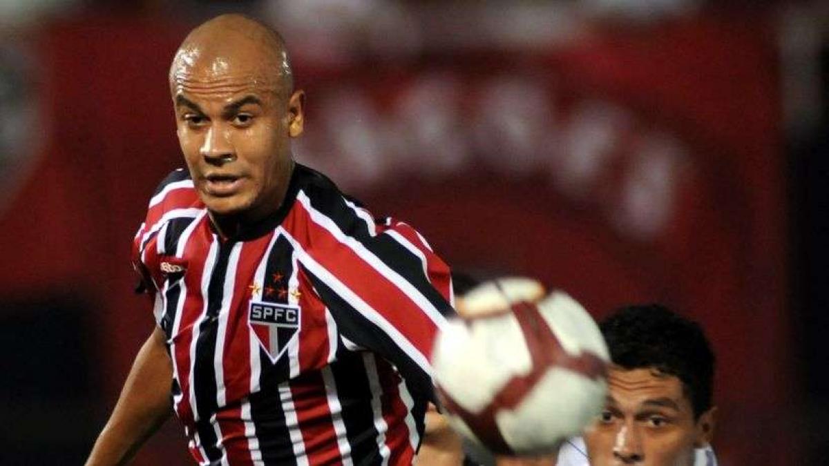 Dossier Miranda : un grand club de Ligue 1 toujours sur le coup