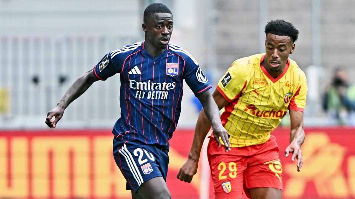 OL : Saël Kumbedi va s’engager à Wolfsburg