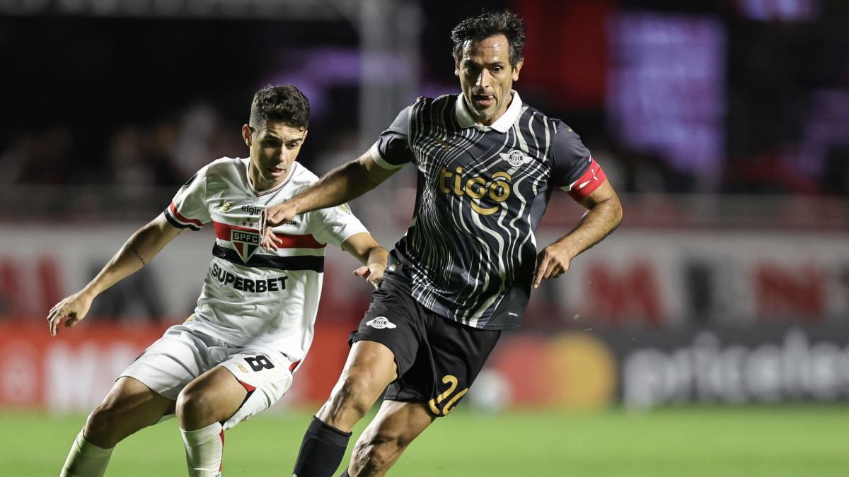 Roque Santa Cruz retrouve un club à 44 ans