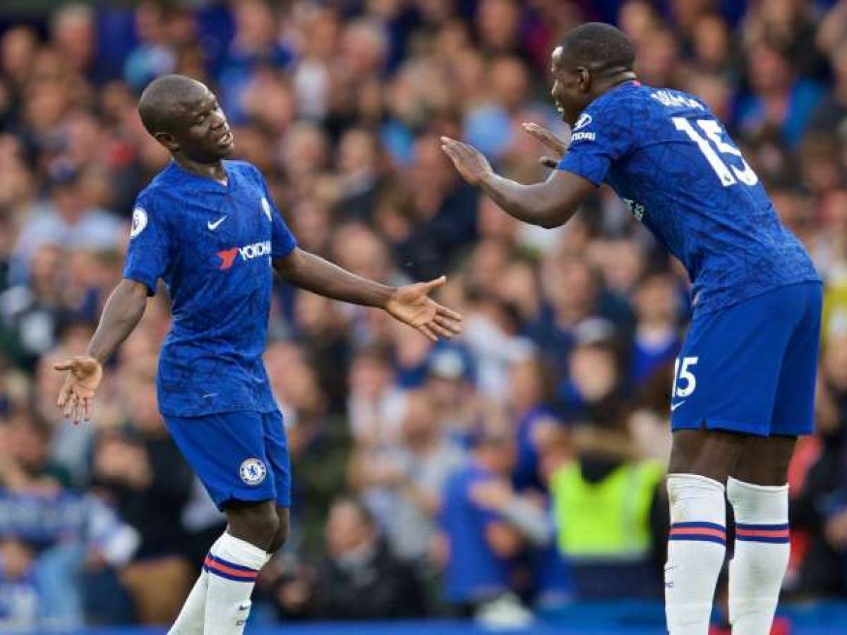 N'golo Kanté Meme - Football N Golo Kante Victime D Escroquerie Le ...
